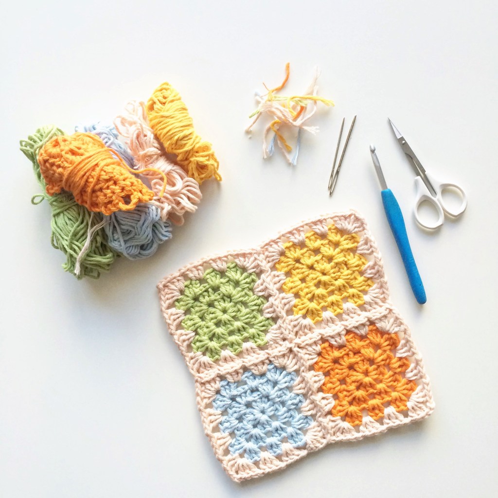 Simple Granny Square Potholder | knitpurlhook